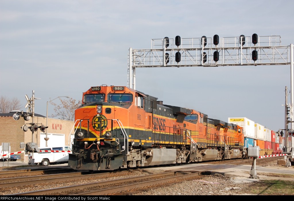 BNSF 980, 5010 & 5097